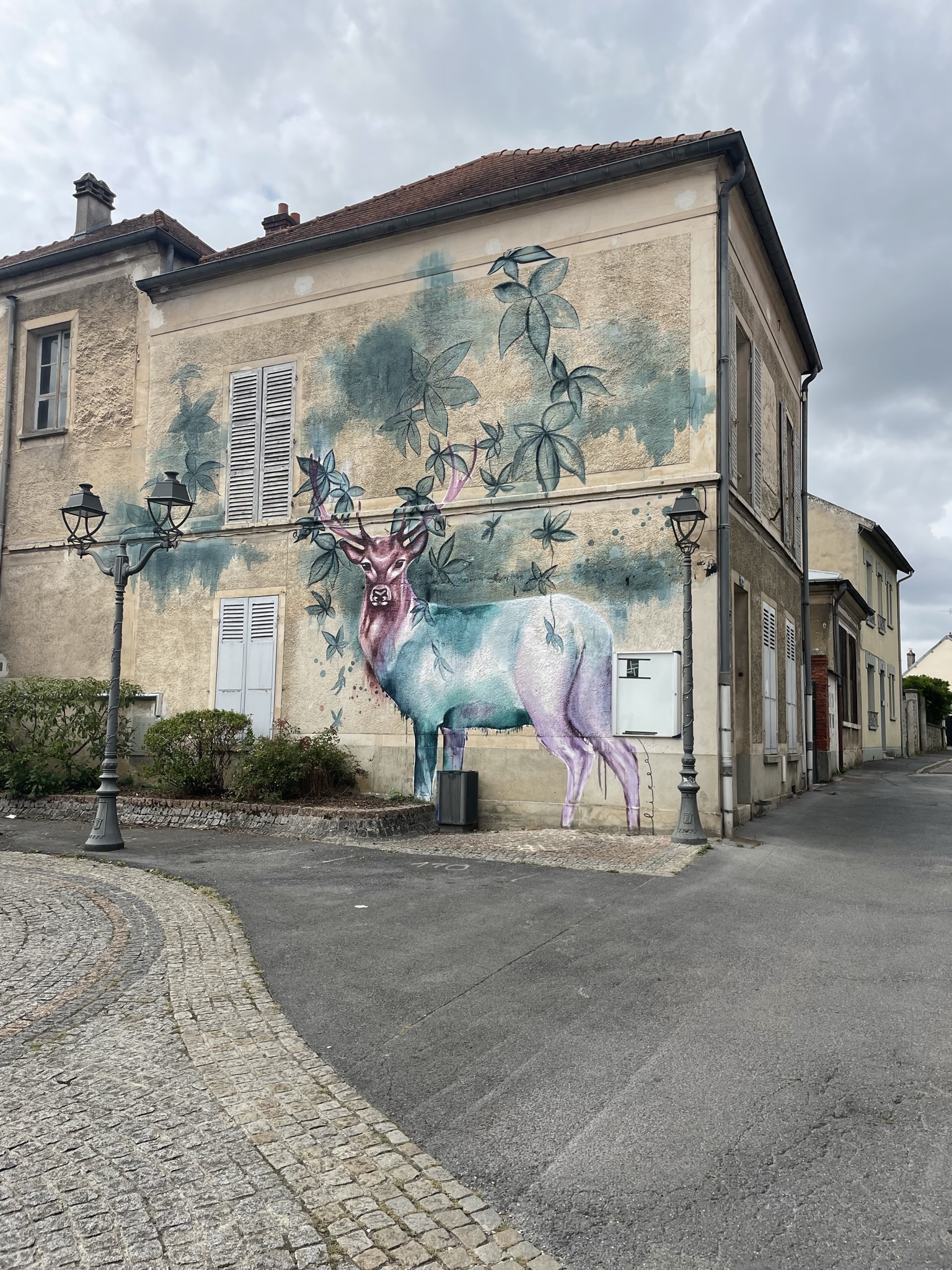Inauguration de la fresque et de la salle rénovée du Village Saint ...